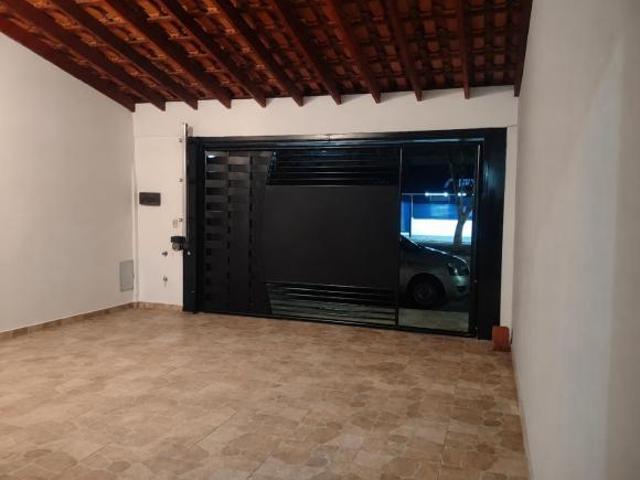LINDA CASA À 5 MIN DA UPA NOVA DE PAULÍNIA