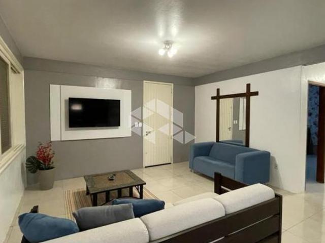 Linda casa a beira mar!