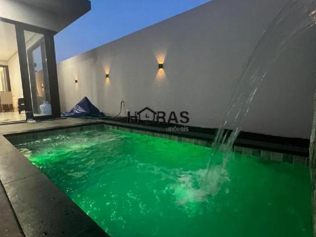 Linda casa à venda 3 quartos, 3 suítes, 4 salas Primor das Torres