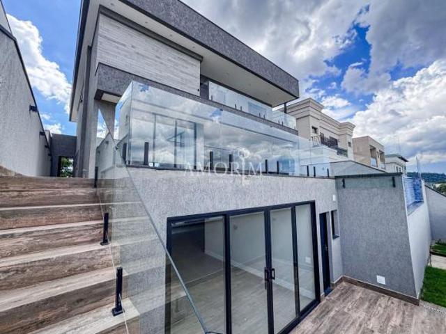 Linda casa a venda 4 suítes 6 vagas piscina Condomínio Ithaye Santana de Parnaíba SP