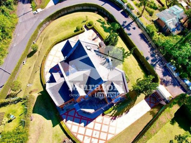 Linda casa à venda