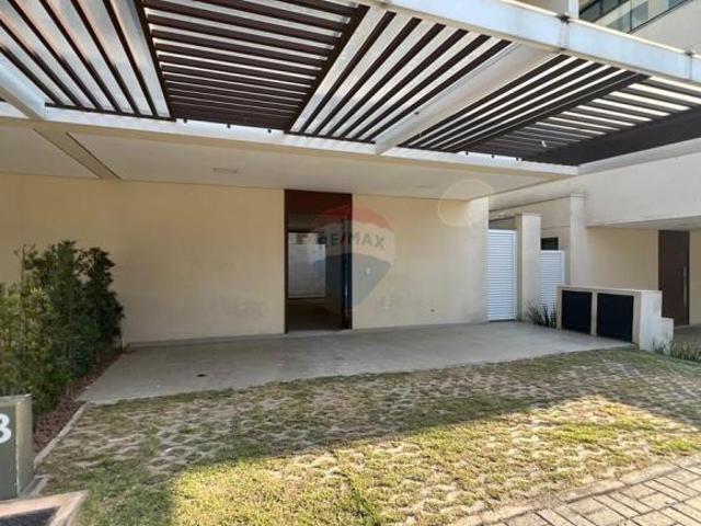 Linda Casa a venda com 215 m², 4 quartos, 3 vagas Condominio Alpha Houses 1 em Santana de Parnaíba