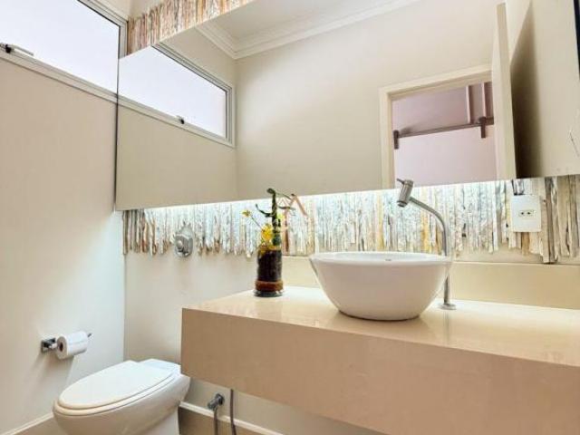 Linda casa a venda Condomínio Figueira 1