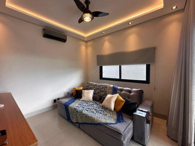 LINDA CASA A VENDA CONDOMINO COSTA AZUL
