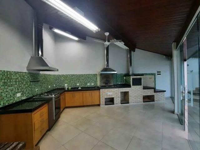 Linda Casa à venda Arujazinho III Aruja São Paulo, 4 dormitórios 2 suítes