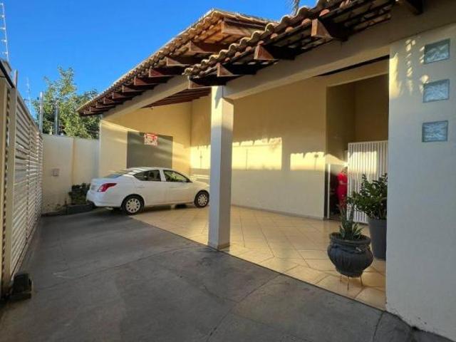 LINDA CASA À VENDA – BOA ESPERANÇA