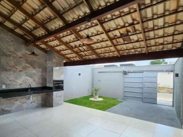 LINDA CASA A VENDA EM COTIA