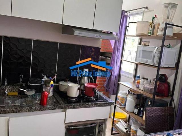 Linda Casa à Venda em Condomínio – Cotia SP