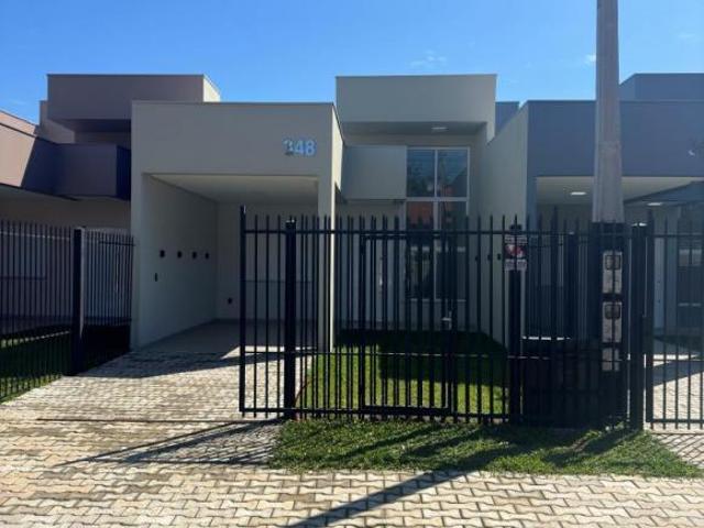 LInda casa a venda em Campo Bom