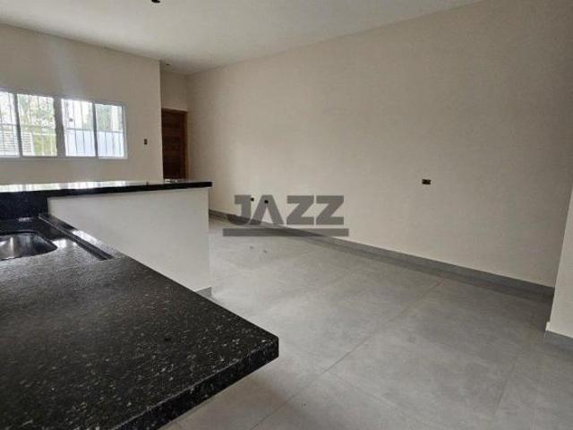 Linda casa à venda em Atibaia Jardim dos Pinheiros