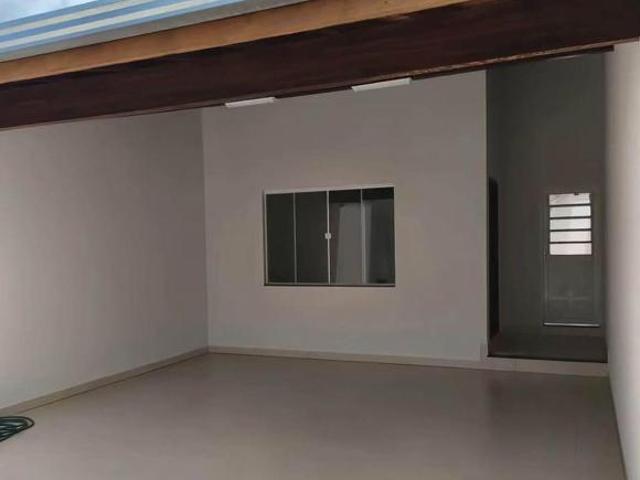 LINDA CASA A VENDA EM BARUERI