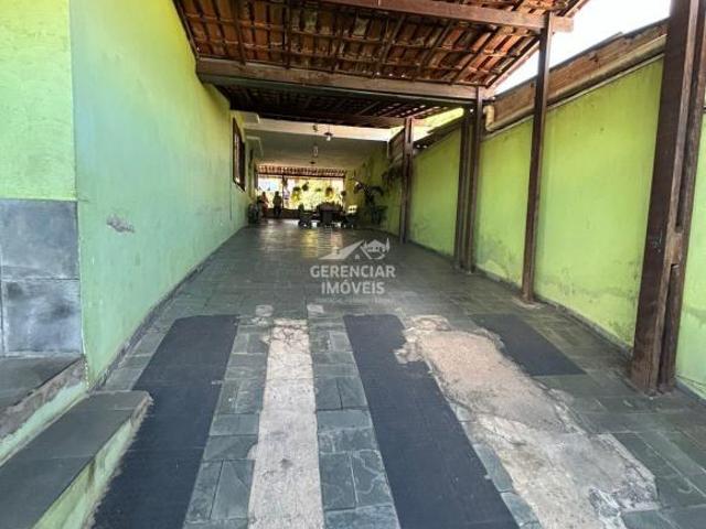Linda Casa á Venda em Embiruçu Betim com 3 Quartos, 1 Suíte e Área de Serviço!
