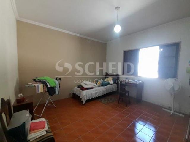 LINDA CASA A VENDA EM INTERLAGOS