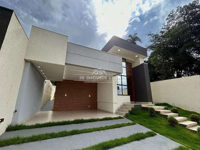Linda casa á venda em igarapé MG!