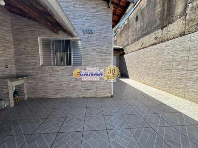 Linda casa à venda em Itanhaém SP! Venha conferir!