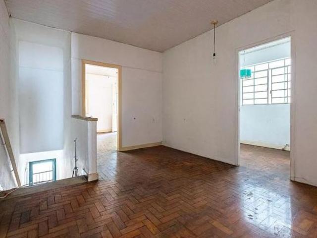 Linda Casa à Venda em Perdizes, SP