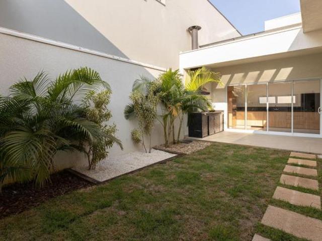 Linda casa à Venda no Condomínio Viena – Indaiatuba