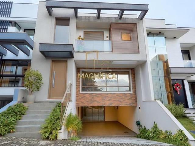 Linda casa à venda no Condomínio Boulevard Privile