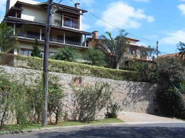 LINDA CASA A VENDA NO CONDOMÍNIO ESTÂNCIA MARAMBAIA EM VINHEDO