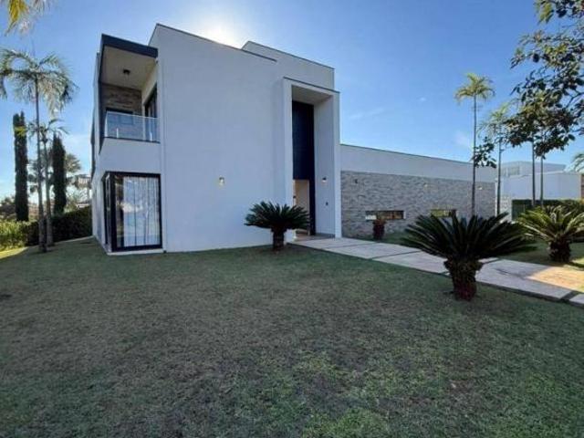 Linda Casa à venda no Condomínio Lago Azul, em Araçoiaba da Serra/SP