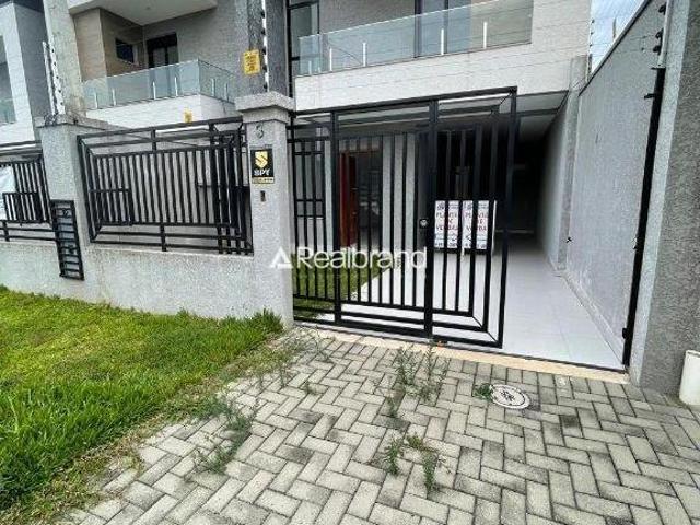 Linda Casa a Venda no Capao da Imbuia, Curitiba 3 Dormitorios e Suite