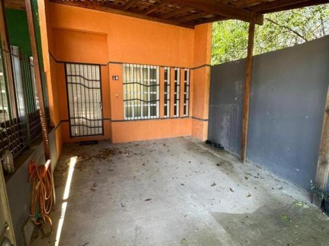 Linda casa à venda no bairro Jardim do Bosque Cachoeirinha/RS