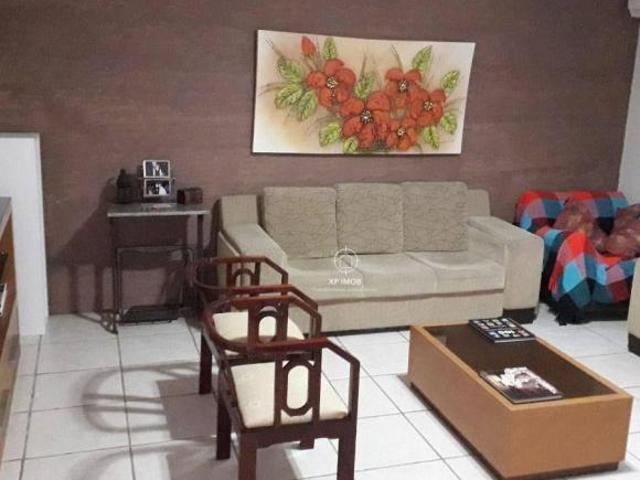 Linda casa a venda no bairro Santa Genebra