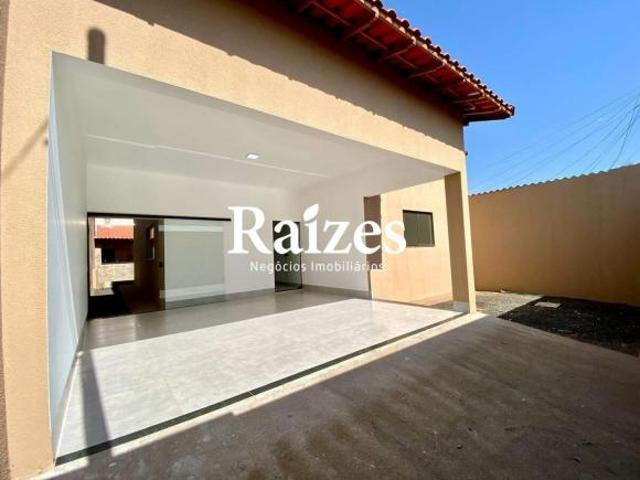 Linda casa à venda no Jardim Brasília com 3/4, sendo 1 suíte e varanda gourmet