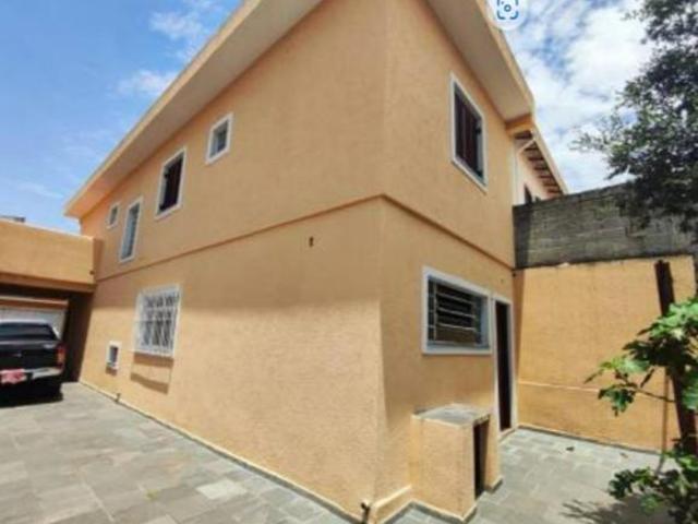 Linda Casa à Venda no Jardim Cliper SP
