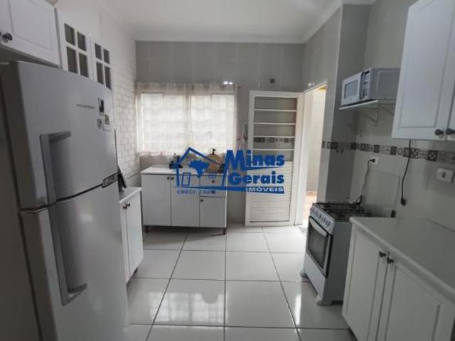 LINDA CASA A VENDA NO JARDIM DOS BANDEIRANTES, ZONA SUL DE SÃO JOSÉ DOS CAMPOS!