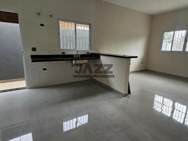 Linda casa à venda em Atibaia Jardim dos Pinheiros
