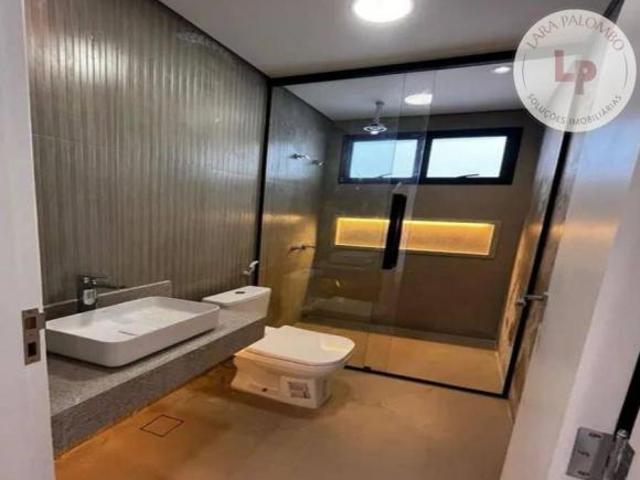Linda Casa a Venda no Reserva Ermida II
