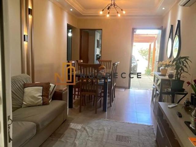 LINDA CASA À VENDA NO RESIDENCIAL VILA DAS PALMEIRAS EM INDAIATUBA