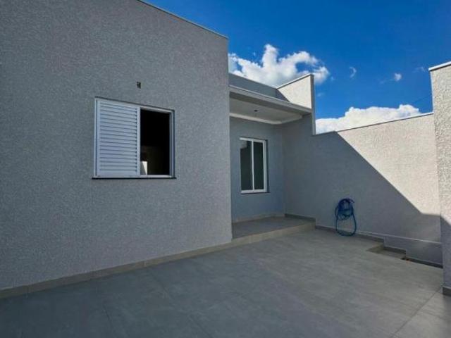 Linda Casa à venda no Residencial Villa Verde