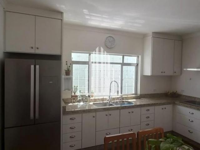 Linda Casa à Venda na Lapa de Baixo, São Paulo SP: 3 Quartos, 2 Suítes, 4 Banhei