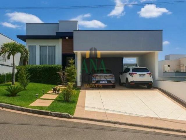 Linda Casa a Venda térrea em condomínio fechado com excelente localização na região do Alphaville, V