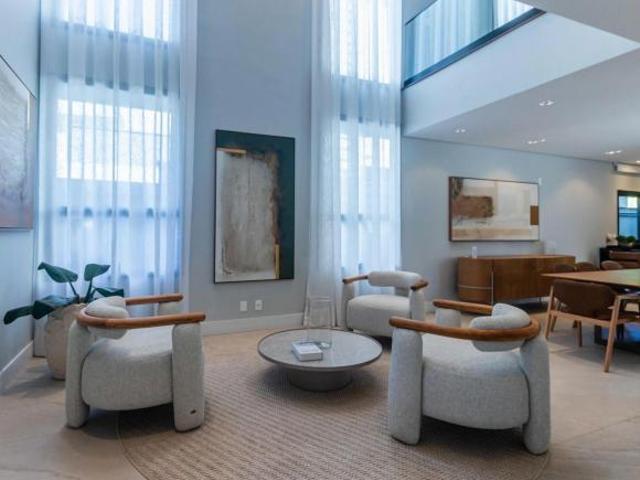Linda casa Alphaville 10