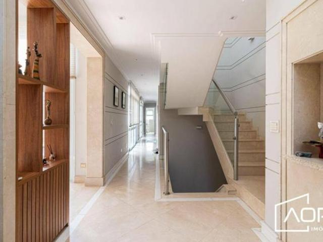 Linda casa Alphaville 11