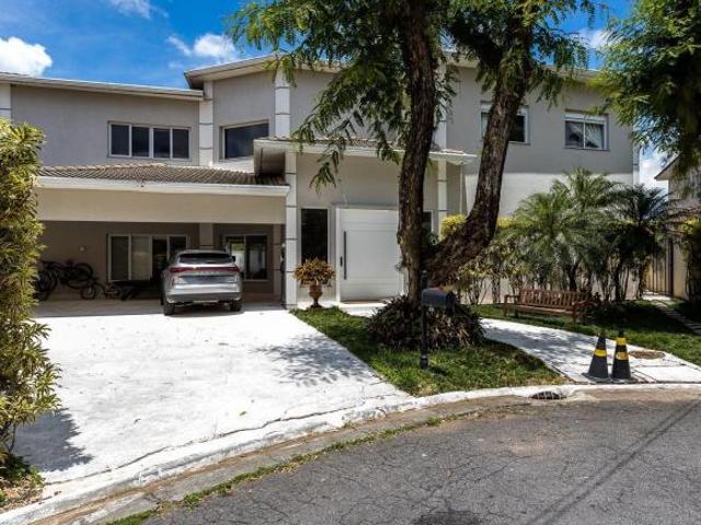 Linda casa Alphaville 12