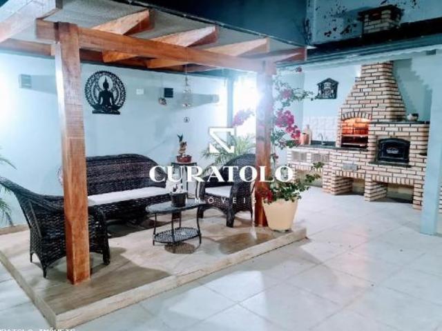 LINDA CASA ALTO PADRÃO MUITO BEM LOCALIZADO COM 3 DORMITÓRIOS 4 VAGAS DE GARAGEM CAIEIRAS SP