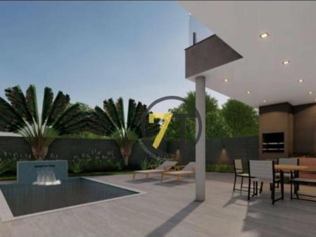 Linda Casa Alto Padrão em Condomínio Fechado