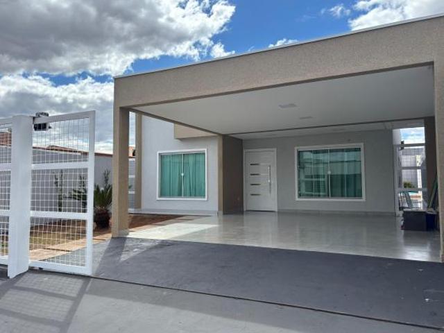 LINDA CASA ALTO PADRÃO PONTE ALTA 3 QUARTOS COM SUÍTE MASTER