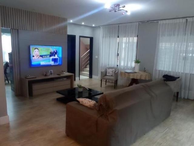 Linda Casa Assobrada, Bairro Dos Casas, São Bernardo do Campo