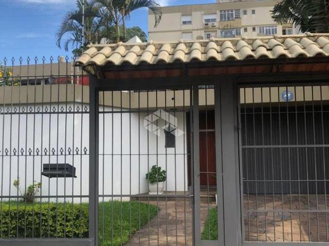 Linda Casa Bairro Menino Deus Alto Padrão Sofisticada Porto Alegre Rio Grande do Sul