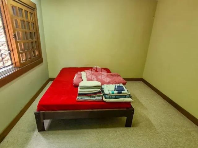 Linda casa com 4 dormitórios e piscina no Bairro Jardim Isabel em Porto Alegre
