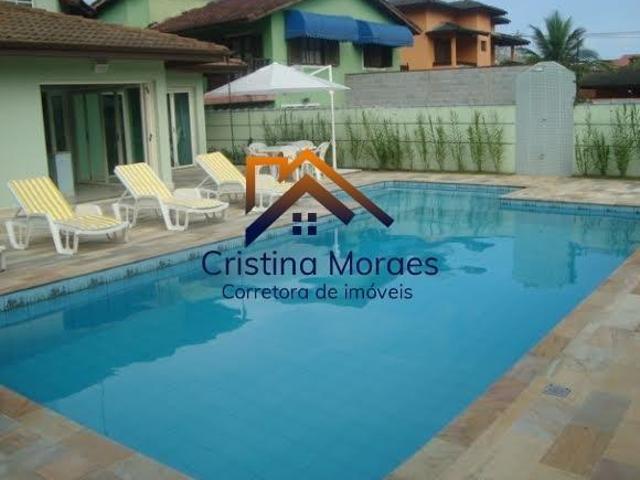Linda casa com 4 dormitórios, 3 suítes, lindo projeto arquitetônico e localização privilegiada no Mo