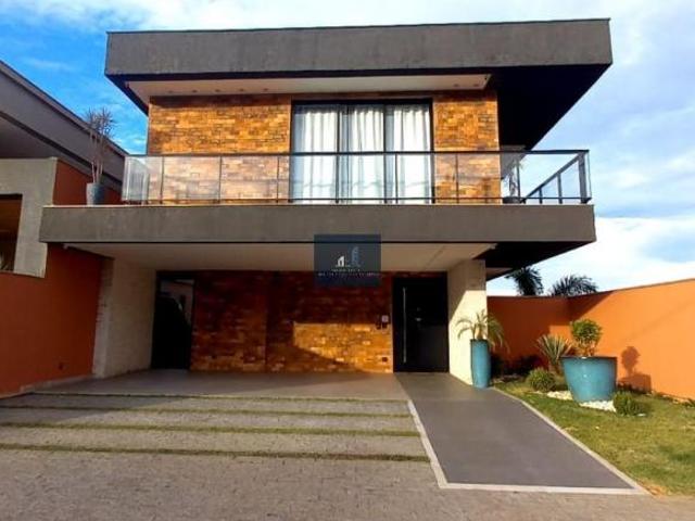 LINDA CASA COM 4 QUARTOS PORTAL DO SOL COM PISCINA E ELEVADOR CAPTAÇÃO DE ÁGUA
