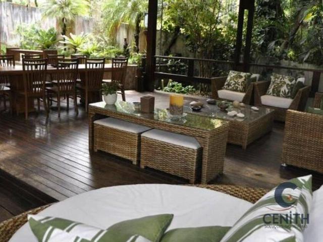 Linda Casa com 4 Suítes, à venda por R$ 2.250.000 Forest Hills