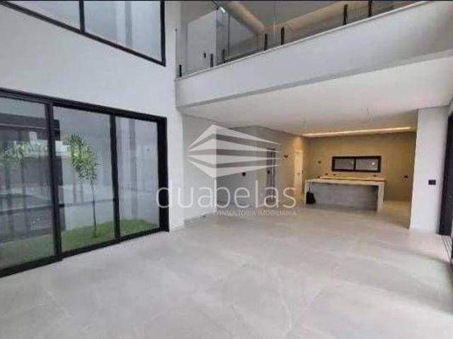 Linda Casa, com 5 suítes no Urbanova