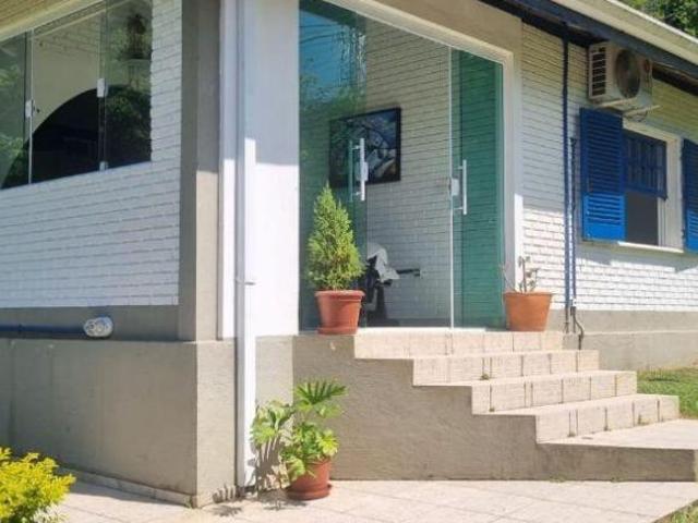 Linda casa com 2 quartos em Toque Toque Grande Aceita financiamento